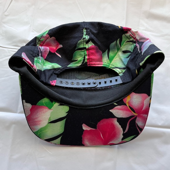 In N Out | Accessories | Vintage In N Out Hat | Poshmark